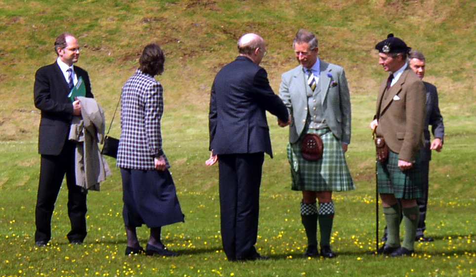 Sir Lachlan Maclean, Bt, CVO, 28th Chief of Clan Maclean - Maclean ...